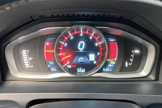 2015 Volvo V60 T6 R-Design for Sale - Cars & Bids