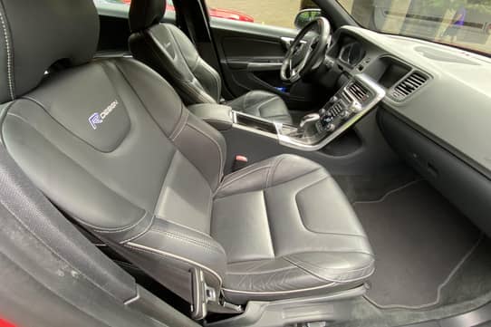 2015 Volvo V60 T6 R-Design for Sale - Cars & Bids