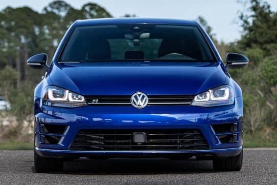 2017 Volkswagen Golf R auction - Cars & Bids