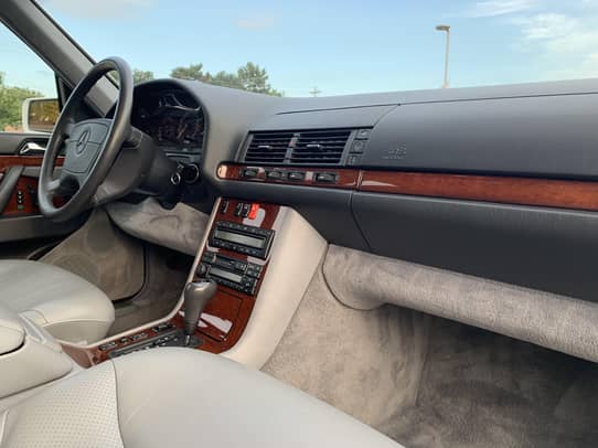 1997 Mercedes-Benz S320 auction - Cars & Bids