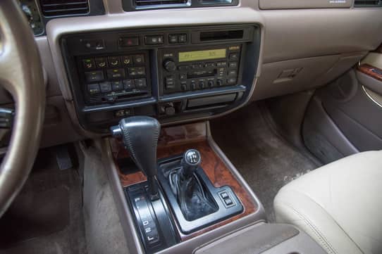 1997 Lexus LX 450 auction - Cars & Bids