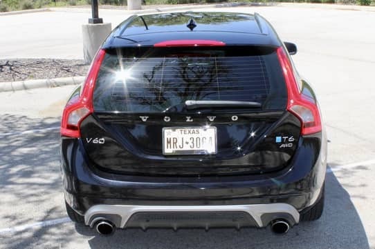 2015 Volvo V60 T6 R-Design auction - Cars & Bids