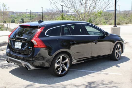 2015 Volvo V60 T6 R-Design auction - Cars & Bids