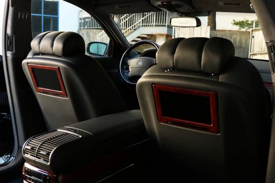 2004 Maybach 62 auction - Cars & Bids