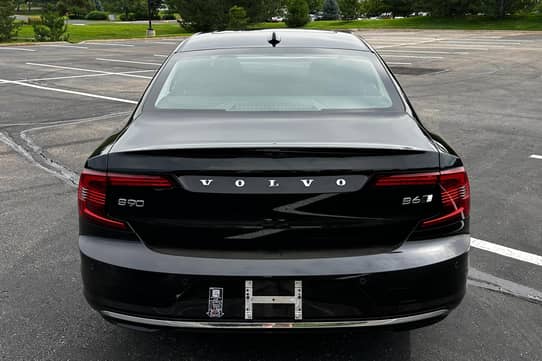 2023 Volvo S90 B6 AWD Plus VIN: LVY062MNXPP335874 for Sale - Cars & Bids