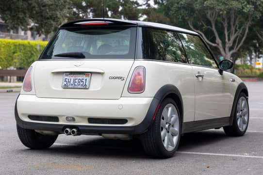 2004 Mini Cooper S VIN: WMWRE33414TD85596 for Sale - Cars & Bids