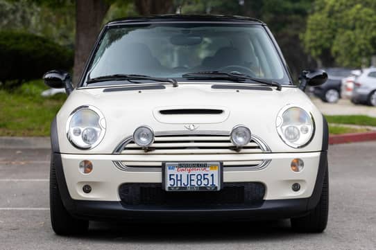 2004 Mini Cooper S VIN: WMWRE33414TD85596 for Sale - Cars & Bids