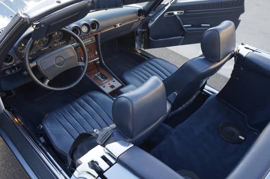 1988 Mercedes-Benz 560SL VIN: WDBBA48D4JA085620 for Sale - Cars & Bids