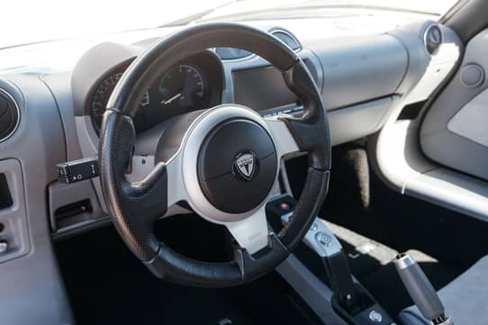 2011 Tesla Roadster VIN: 5YJRE1A12A1001124 for Sale - Cars & Bids