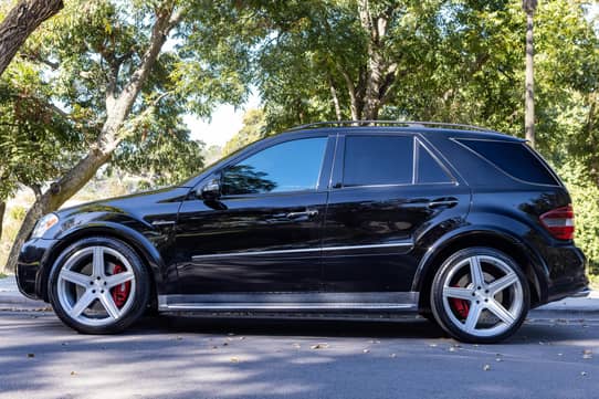 2008 Mercedes-Benz ML63 AMG VIN: 4JGBB77E18A352342 for Sale - Cars & Bids