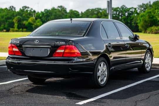2002 Lexus LS 430 VIN: JTHBN30F920080108 for Sale - Cars & Bids