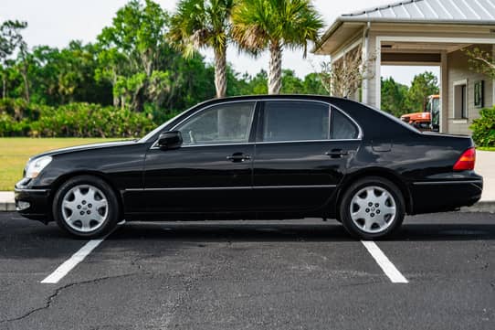 2002 Lexus LS 430 VIN: JTHBN30F920080108 for Sale - Cars & Bids