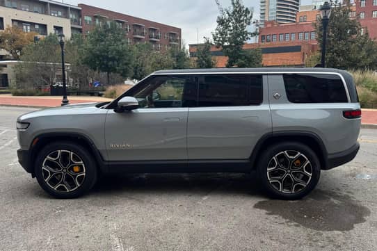 2022 Rivian R1S Launch Edition VIN: 7PDSGABL7NN000775 for Sale - Cars ...