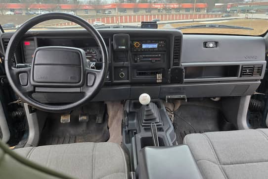 1995 Jeep Cherokee Sport 4x4 VIN: 1J4FJ68S9SL568324 for Sale - Cars & Bids