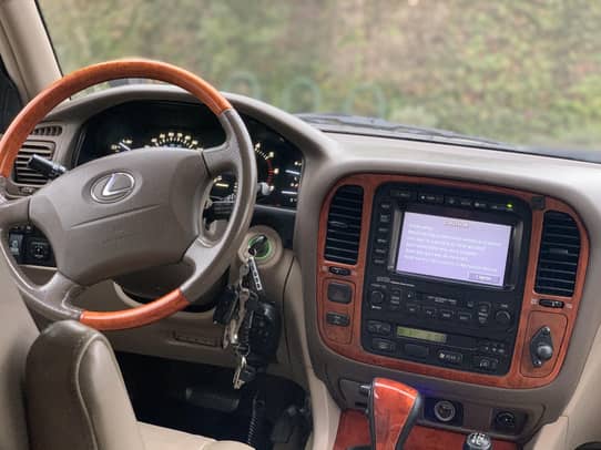 2001 Lexus LX 470 auction - Cars & Bids
