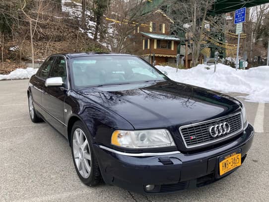 2003 Audi S8 auction - Cars & Bids