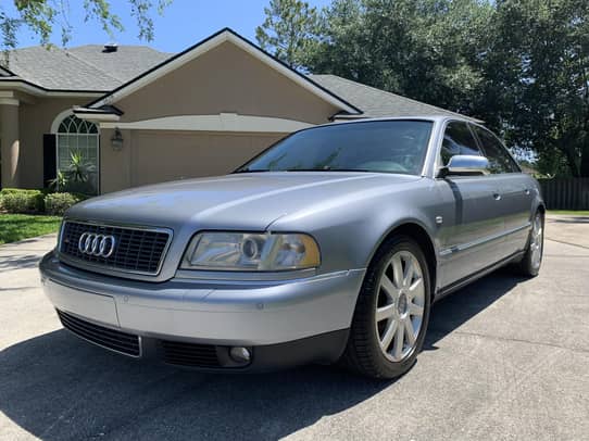 2003 Audi S8 auction - Cars & Bids