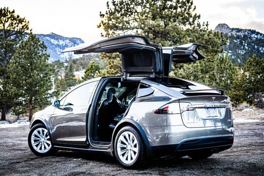 2016 Tesla Model X Signature P90D auction - Cars & Bids