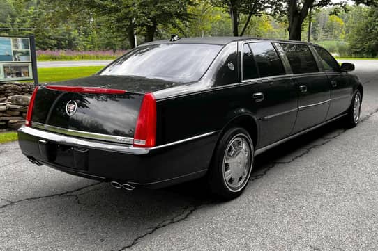 2011 Cadillac DTS Limousine VIN: 1GE9K9C64BU550021 for Sale - Cars & Bids