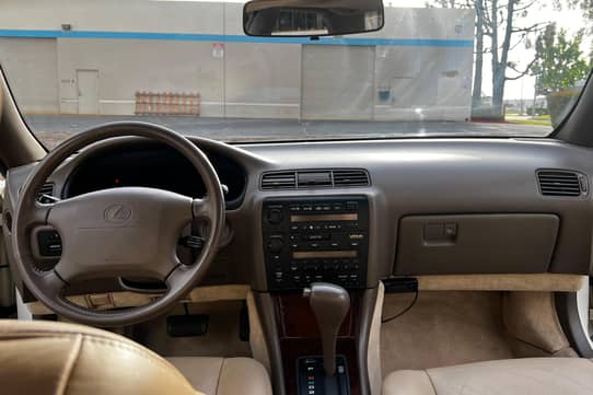 1992 Lexus ES 300 VIN: JT8VK13T6N0023056 for Sale - Cars & Bids