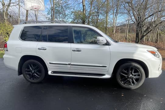 2013 Lexus LX 570 for Sale - Cars & Bids