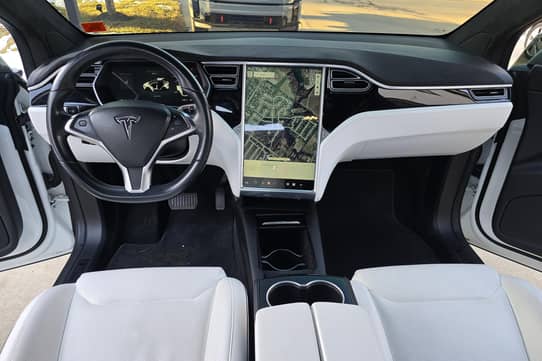 2016 Tesla Model X 90D VIN: 5YJXCBE20GF007439 for Sale - Cars & Bids