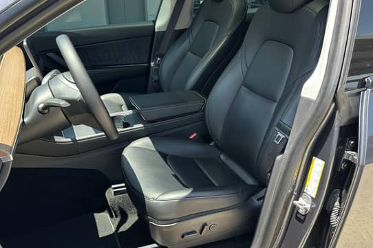 2021 Tesla Model Y Long Range AWD VIN: 5YJYGDEE9MF192326 for Sale ...
