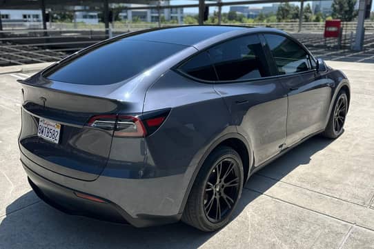 2021 Tesla Model Y Long Range AWD VIN: 5YJYGDEE9MF192326 for Sale ...