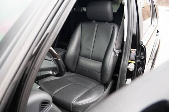 2001 Mercedes-Benz ML55 AMG VIN: 4JGAB74E31A245928 for Sale - Cars & Bids