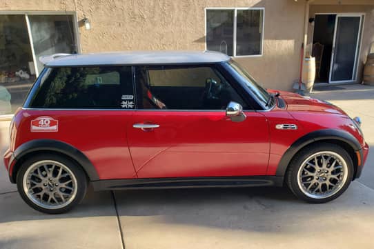 2004 Mini Cooper S MC40 VIN: WMWRE33434TD89004 for Sale - Cars & Bids