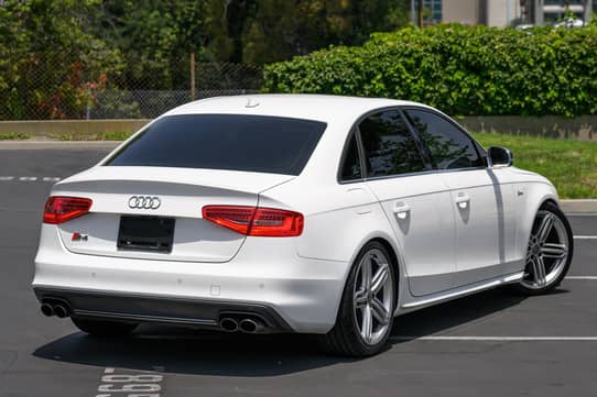 2015 Audi S4 VIN: WAUDGAFL1FA128977 for Sale - Cars & Bids