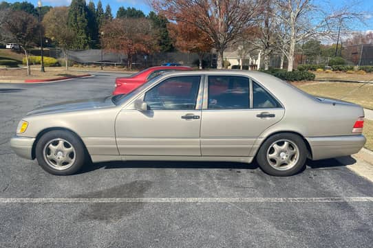 1997 Mercedes-Benz S320 VIN: WDBGA32E4VA327541 for Sale - Cars & Bids