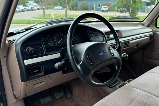 1995 Ford F-350 XLT Crew Cab VIN: 1FTJW35G2SEA08911 for Sale - Cars & Bids