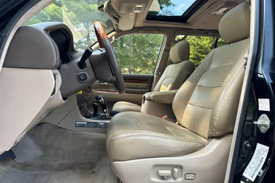 2002 Lexus LX 470 VIN: JTJHT00WX23514967 for Sale - Cars & Bids