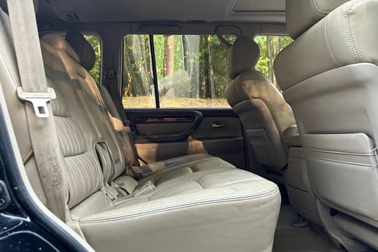2002 Lexus LX 470 VIN: JTJHT00WX23514967 for Sale - Cars & Bids