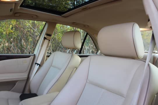 2001 Mercedes-Benz E320 auction - Cars & Bids