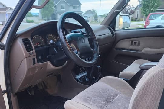 1999 Toyota 4Runner SR5 4x4 VIN: JT3HN86R4X0218384 for Sale - Cars & Bids