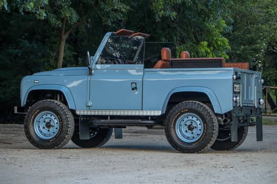 1999 Land Rover Defender 90 VIN: SALLDVB87XF831321 for Sale - Cars & Bids