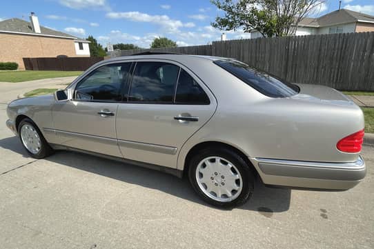 1997 Mercedes-Benz E320 Sedan for Sale - Cars & Bids
