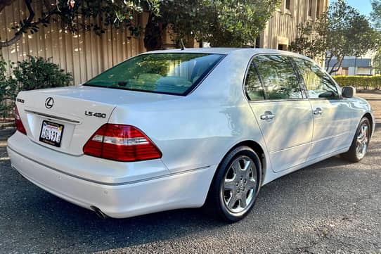2004 Lexus LS 430 VIN: JTHBN36F240126176 for Sale - Cars & Bids