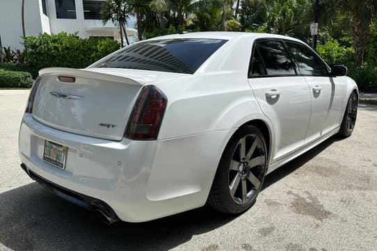 2014 Chrysler 300 SRT for Sale - Cars & Bids