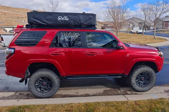 2017 Toyota 4Runner SR5 4x4 VIN: JTEBU5JR8H5435298 for Sale - Cars & Bids