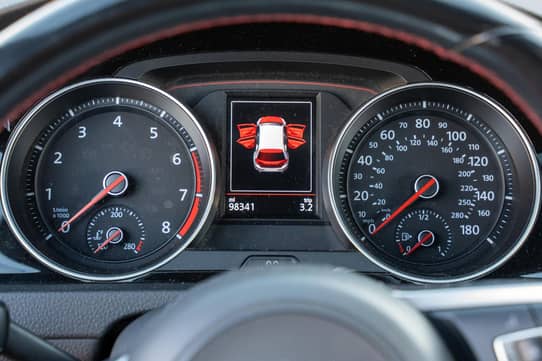 2019 Volkswagen GTI S VIN: 3VW5T7AU4KM018585 for Sale - Cars & Bids