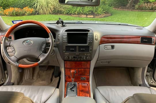 2002 Lexus LS 430 VIN: JTHBN30F020082913 for Sale - Cars & Bids