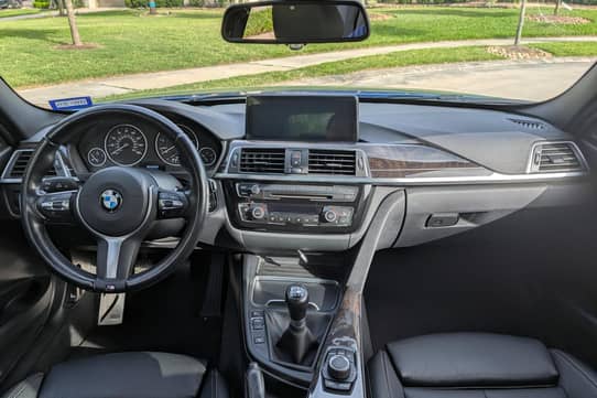 2016 BMW 340i Sedan VIN: WBA8B3C51GK384372 for Sale - Cars & Bids