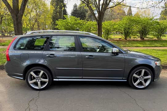 2010 Volvo V50 T5 AWD R-Design VIN: YV1672MJ4A2529567 for Sale - Cars & Bids