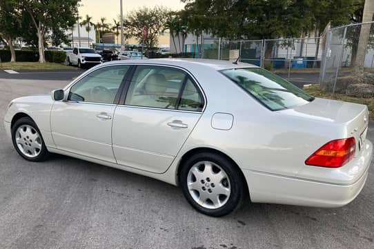 2003 Lexus LS 430 VIN: JTHBN30F630121070 for Sale - Cars & Bids