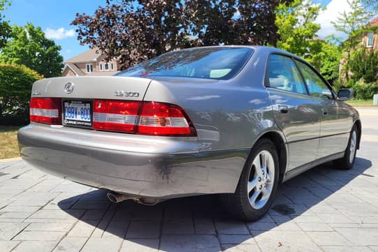 2001 Lexus ES 300 VIN: JT8BF28G510297819 for Sale - Cars & Bids