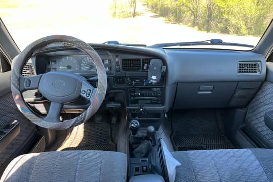 1994 Toyota 4Runner SR5 4x4 VIN: JT3VN39W0R8059195 for Sale - Cars & Bids