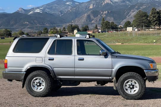 1994 Toyota 4Runner SR5 4x4 VIN: JT3VN39W0R8059195 for Sale - Cars & Bids